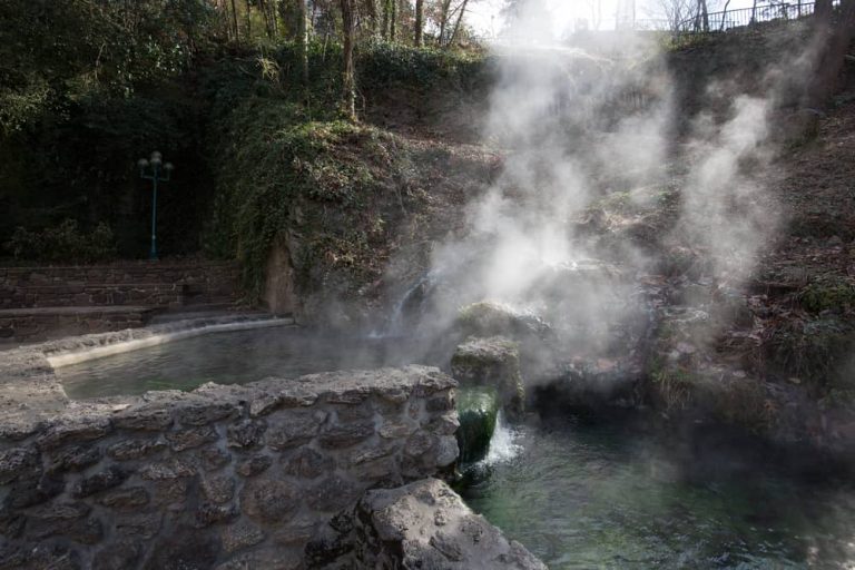 5 Arkansas Hot Springs To Visit In 2025 (+ Map)