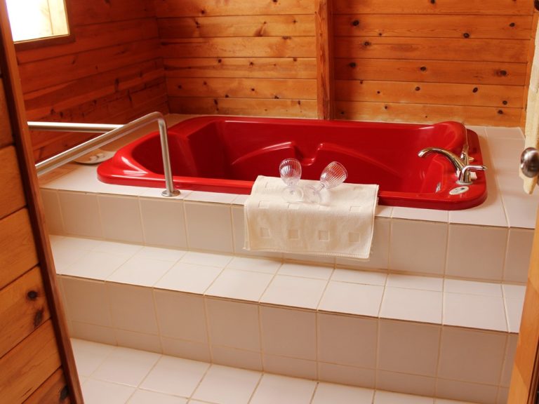 6 Hot Springs Near Vancouver, BC - HotSprings.co